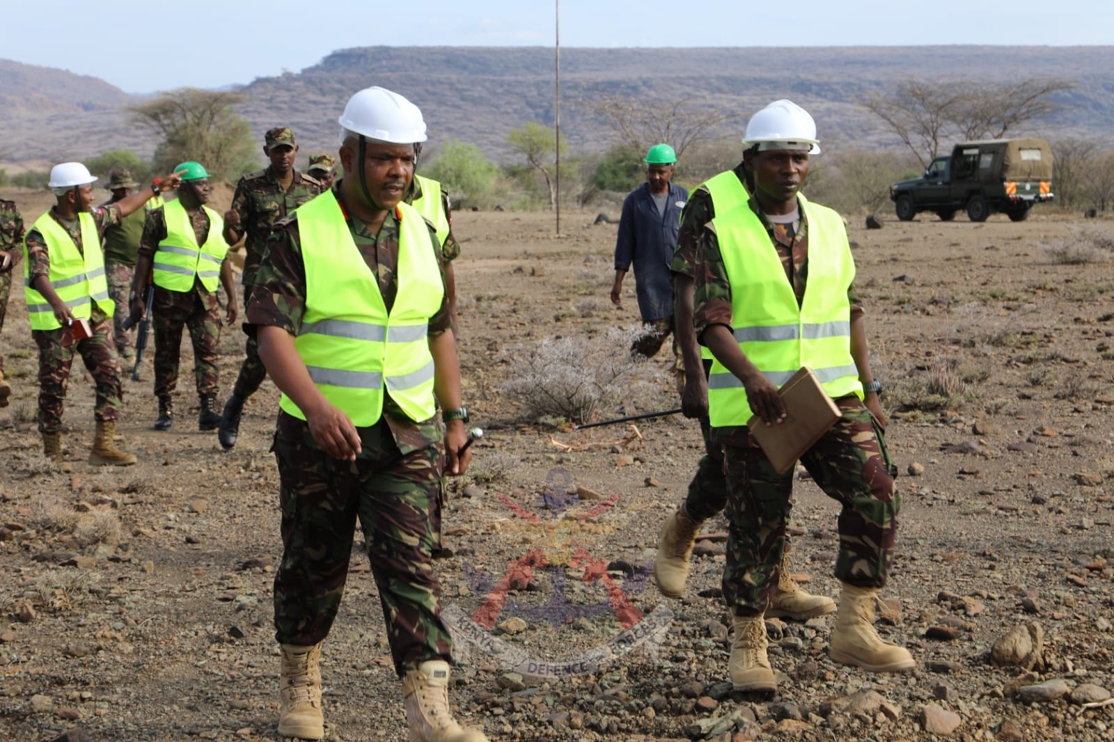 COMMANDER CONSTRUCTION ENGINEERS BRIGADE INSPECTS SCHOOL PROJECT IN THE ...