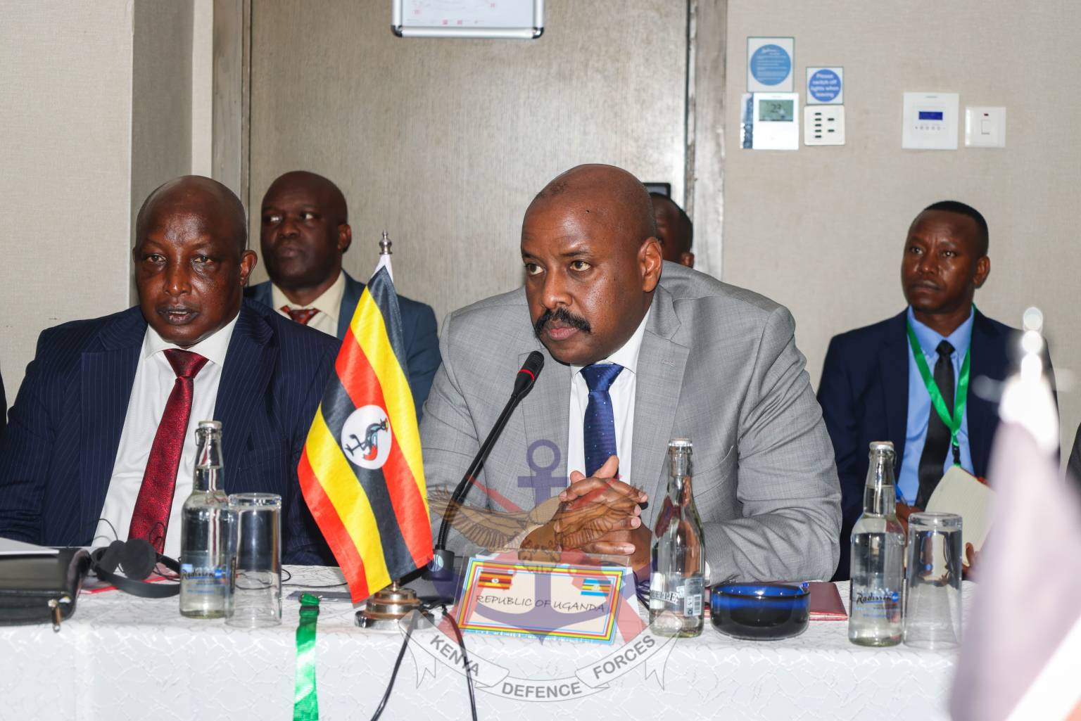 EAC CHIEFS OF DEFENCE FORCES HOLD MEETING ON SECURITY SITUATION IN ...